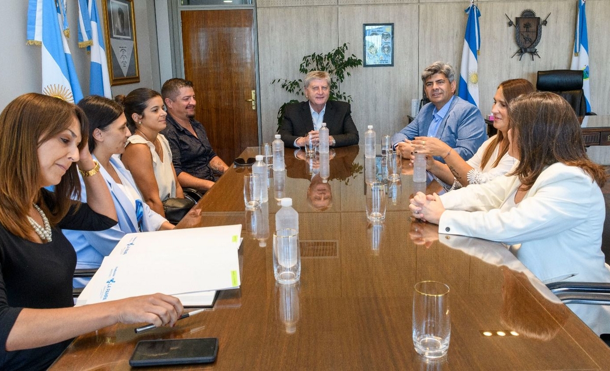 Se firmaron contratos definitivos de venta de la “ex planta Calzar”