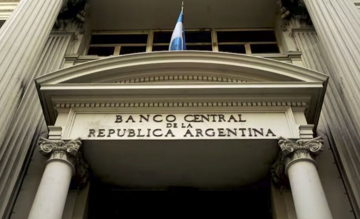 Empresas extranjeras sacan dólares del país y la inversión externa está ...