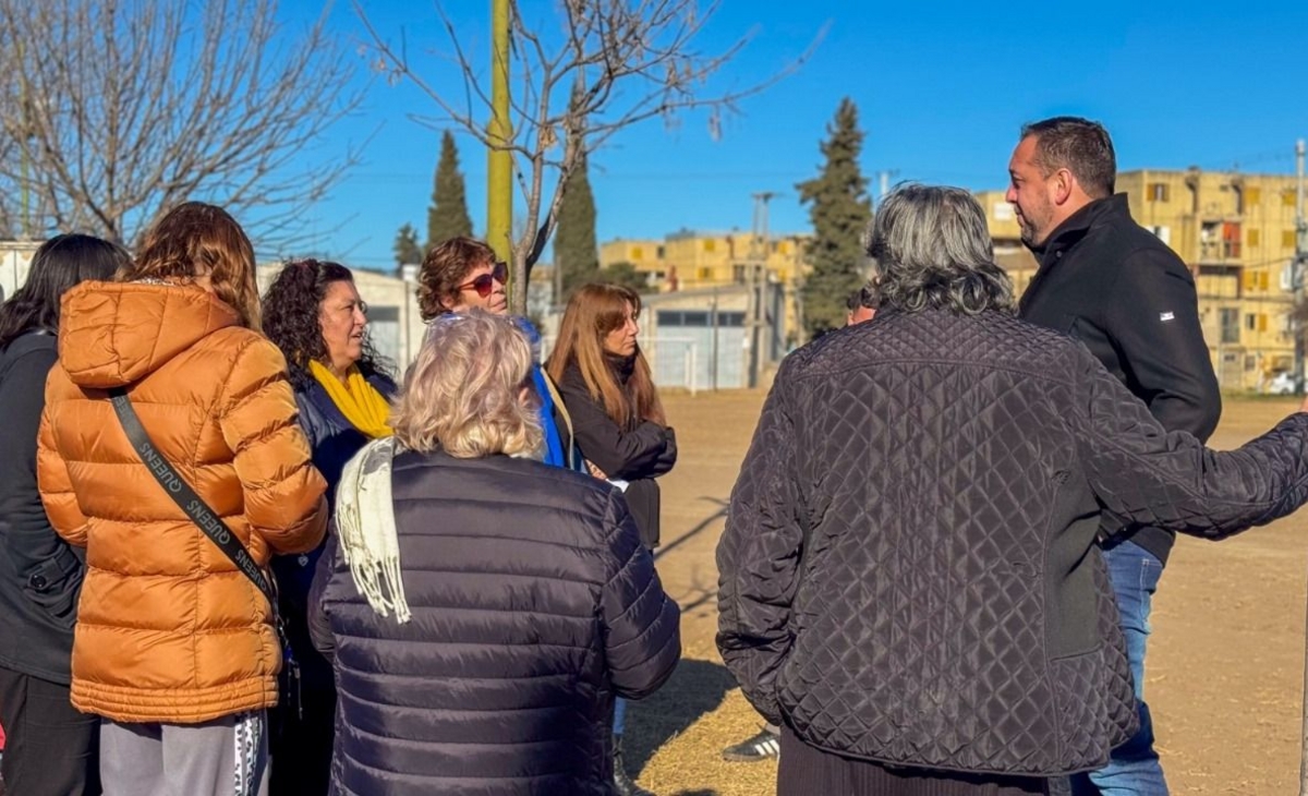 Santa Rosa: Di Nápoli coordinó jornada de trabajo en Colonia Escalante Sur