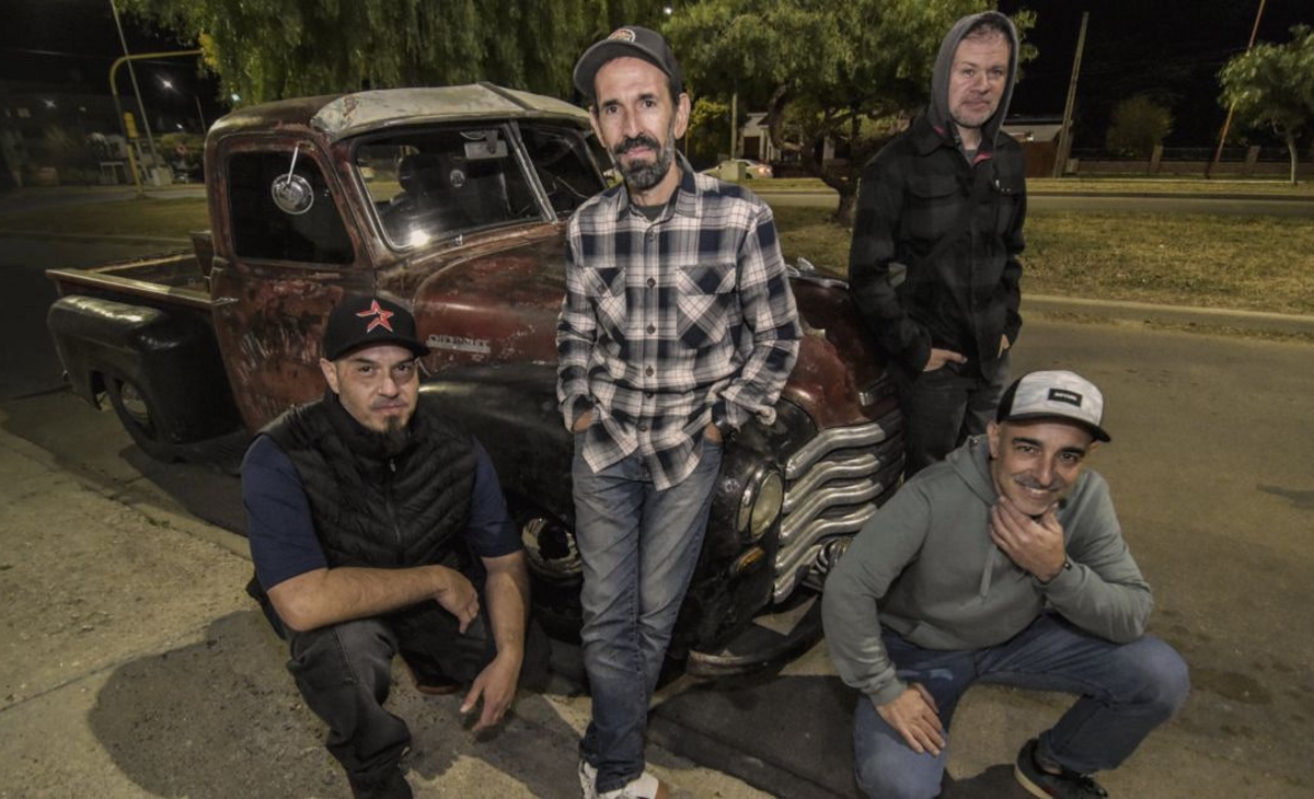 Rey Momo vuelve con todo