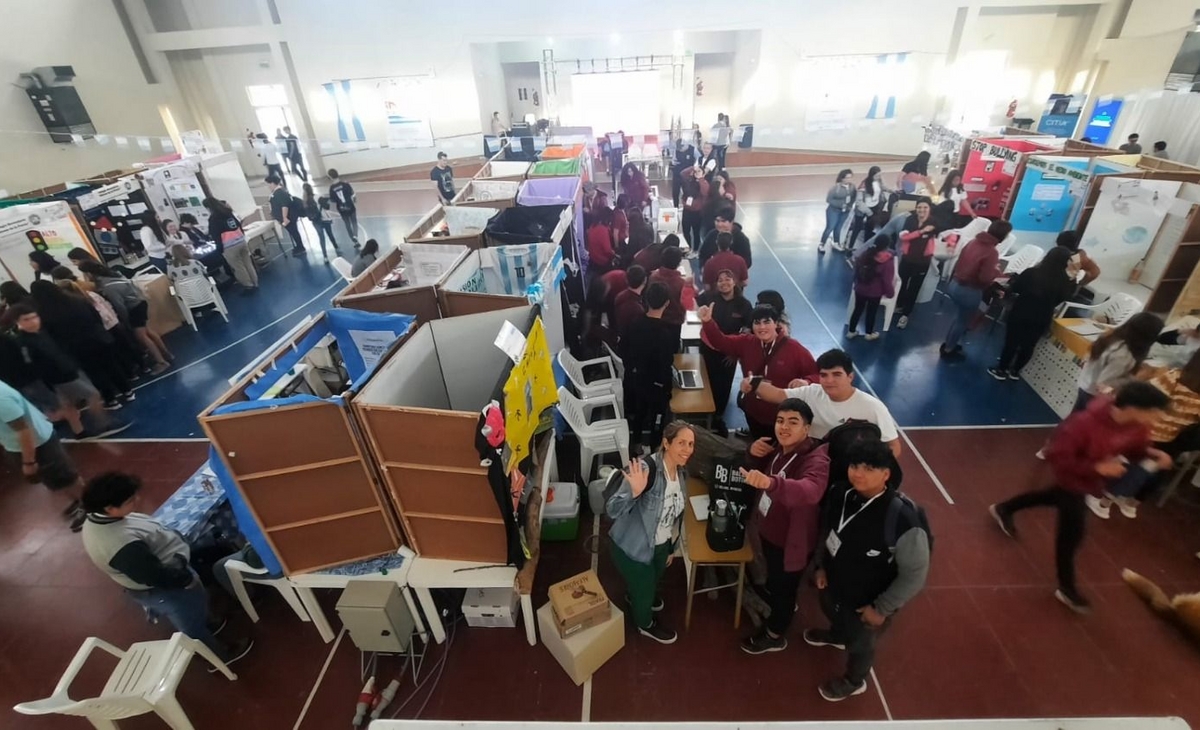 Comienza el concurso internacional Infomatrix y Robomatrix en Realicó