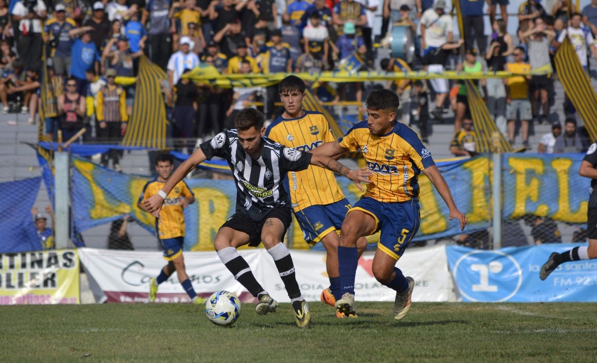 Atlético Santa Rosa ante All Boys, en un nuevo clásico